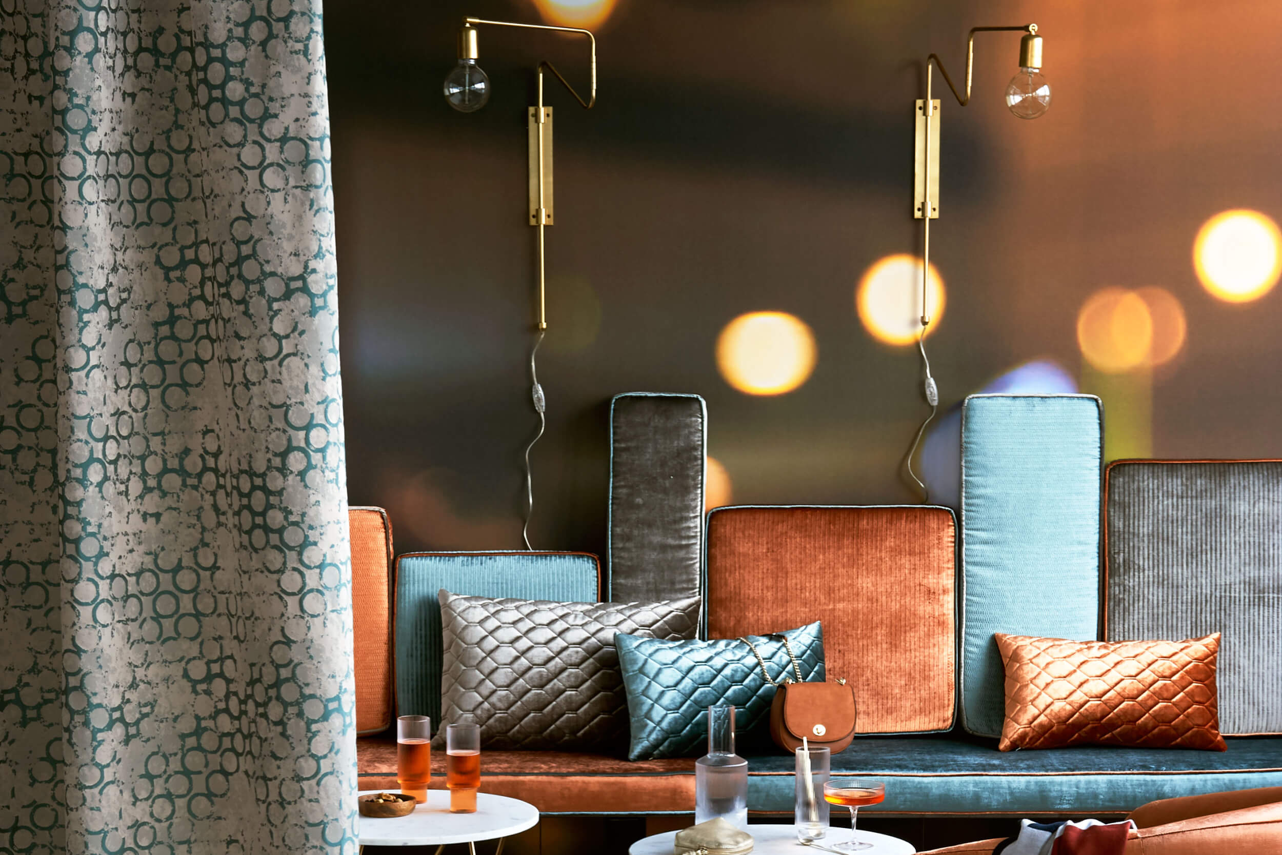 Metallic Finish – Glänzende Wandfarbe | CAPAROL ICONS